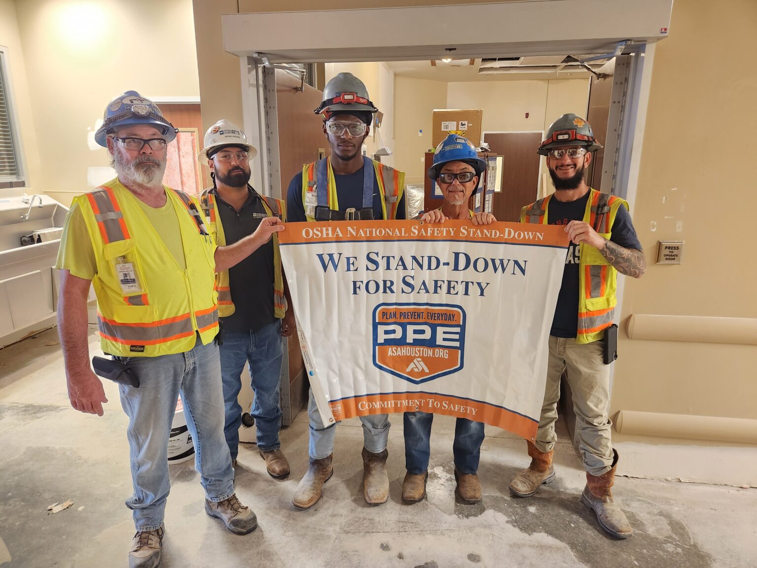 Nearly 4,600 Construction Workers Stand Down for Safety! | ASA Houston ...
